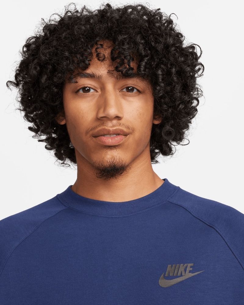 Sweat-shirt Nike Sportswear Tech Essentials pour Homme | EKINSPORT