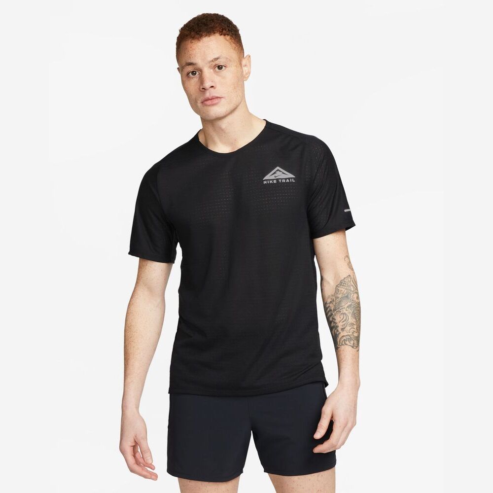 Tee-shirt de trail Nike Dri-FIT Trail Solar Chase pour Homme | EKINSPORT